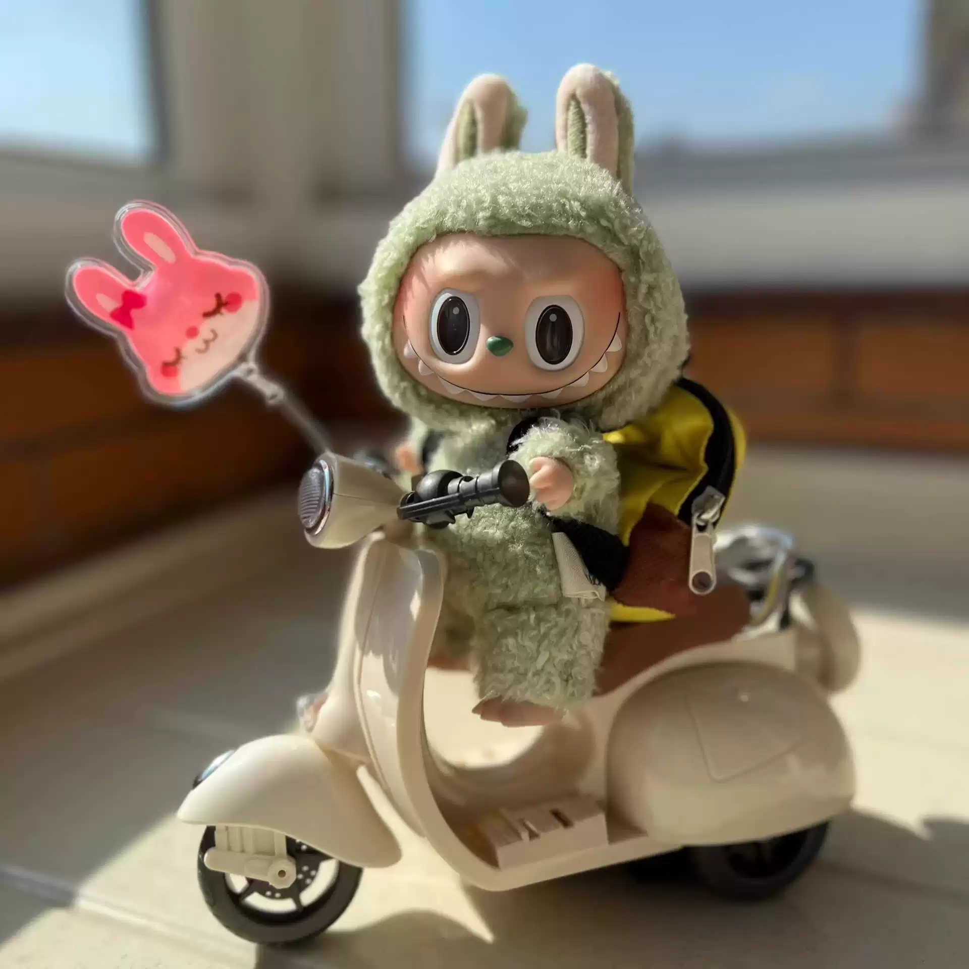 Labubu Motorbike â Light-Up, Battery-Powered, Cute Labubu Accessory